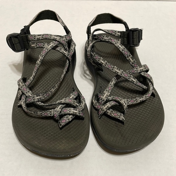 Chaco | Shoes | Chaco Womens Size 8 Double Strap Toe Loop Gray Black ...